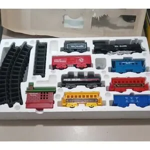 Games | Vintage Overland Express Train Set Batteries Smoke Around Tree ...